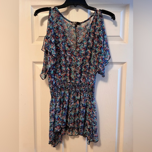 mandee | Tops | Mandee Colorful Print Asymetrical Vneck Blouse Medium ...